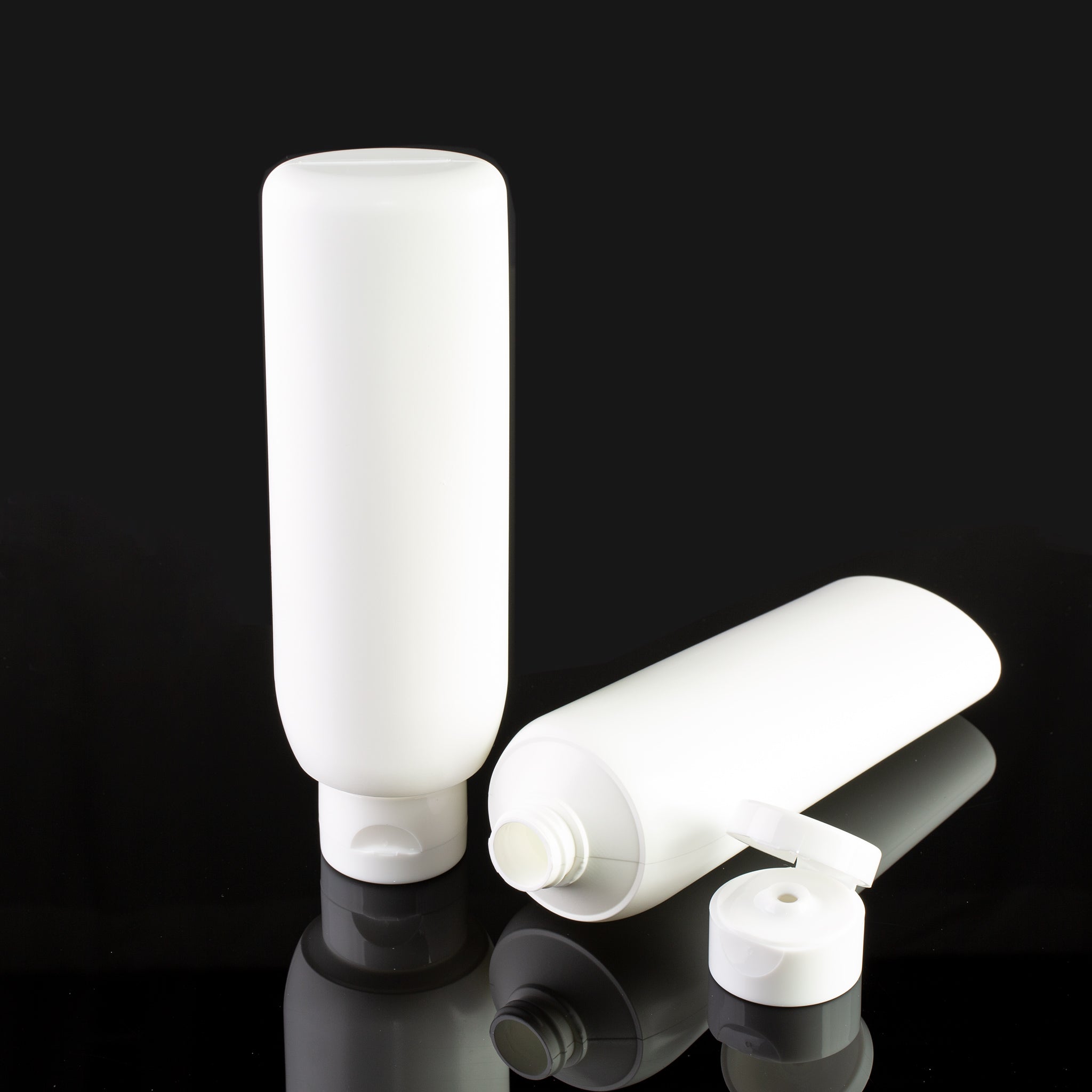 8 oz Malibu Tottle with Dispensing Cap – Voyageur Soap & Candle